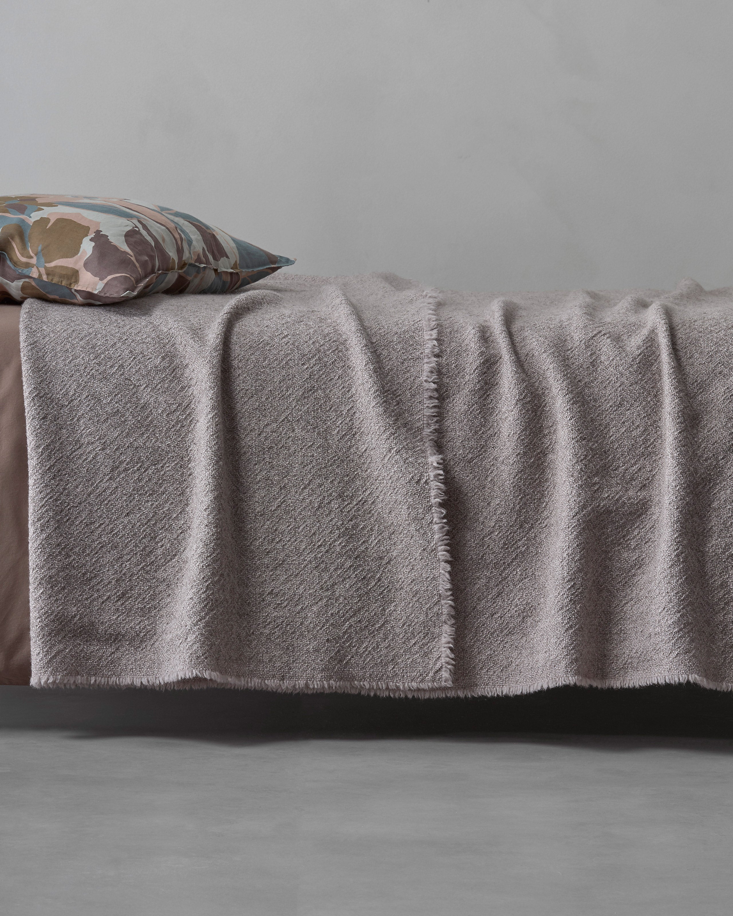 Des Coperta | Society Limonta